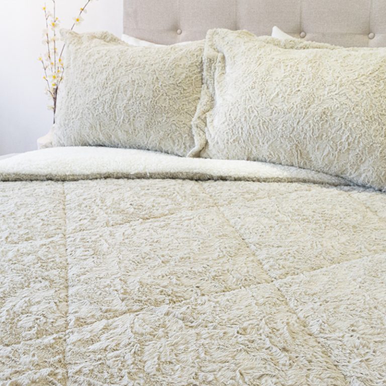 Cubrecama Plush Deluxe Sherpa 2 Plazas / Beige - Doral - BUALE
