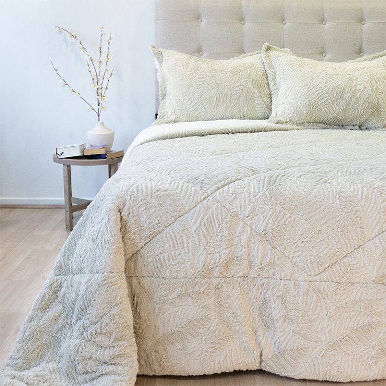 Cubrecama Plush Deluxe Sherpa 2 Plazas / Beige - Doral - BUALE